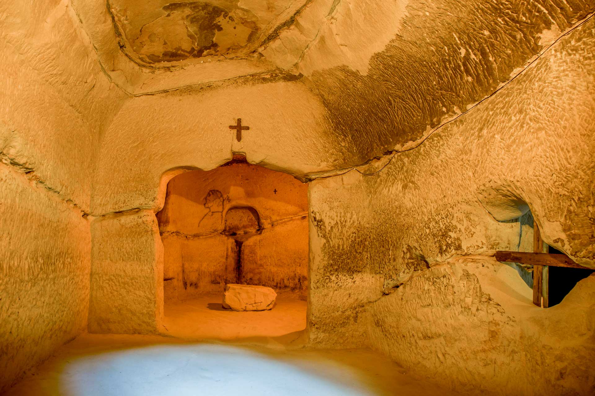 Jaskyňa chrámu Sinca Veche - Rumunsko - PlaceMania