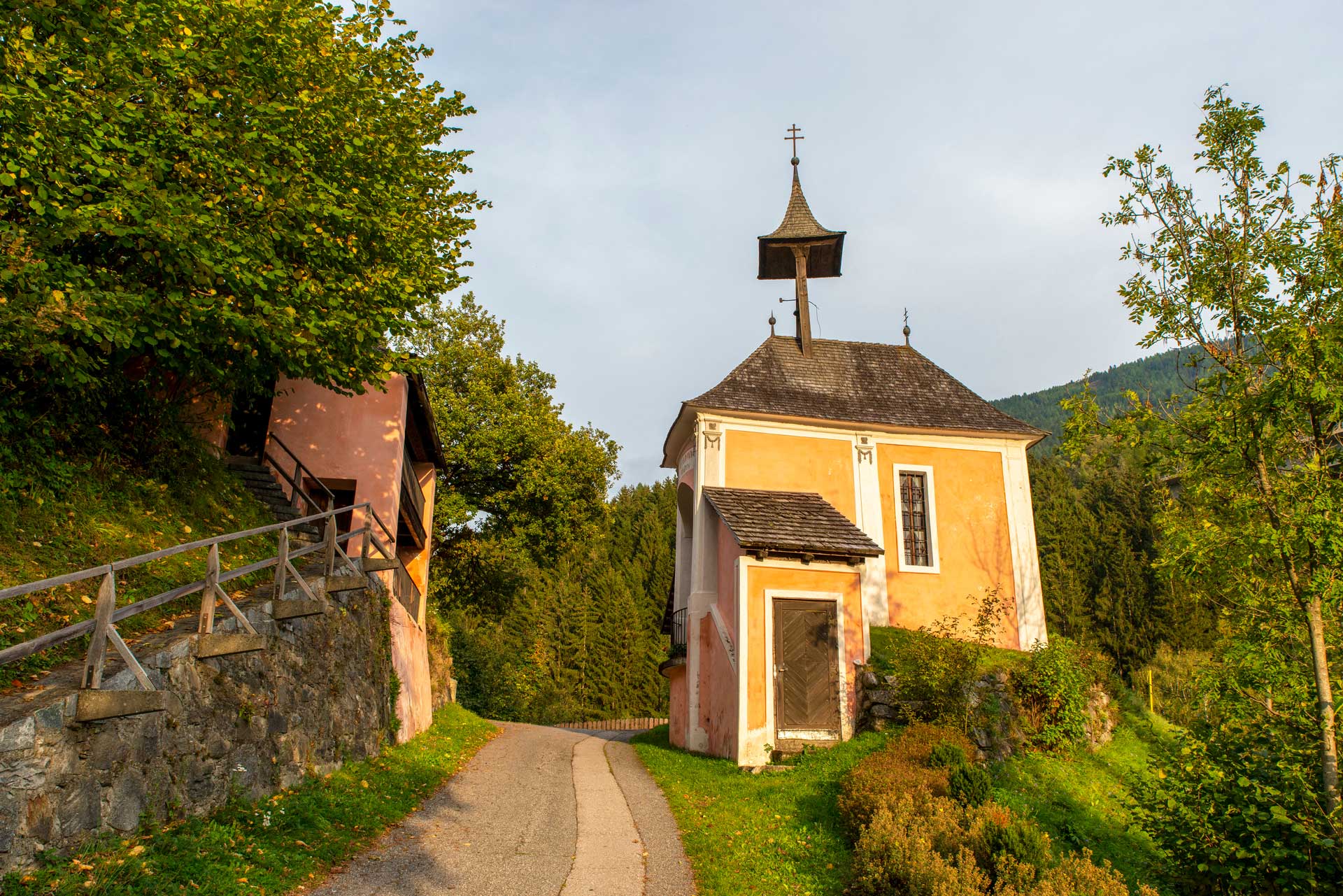 Rozdelený kostol - Rakúsko - PlaceMania