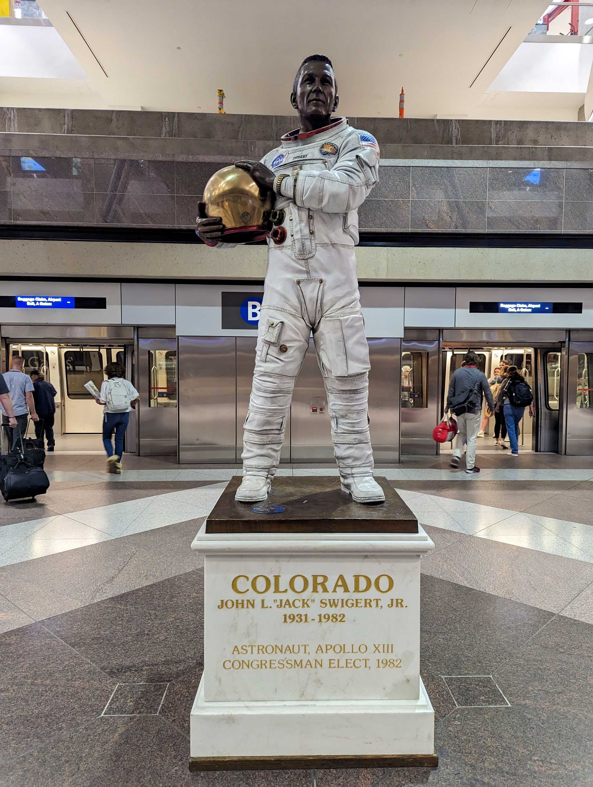 Socha Jack Swigert - Colorado - PlaceMania
