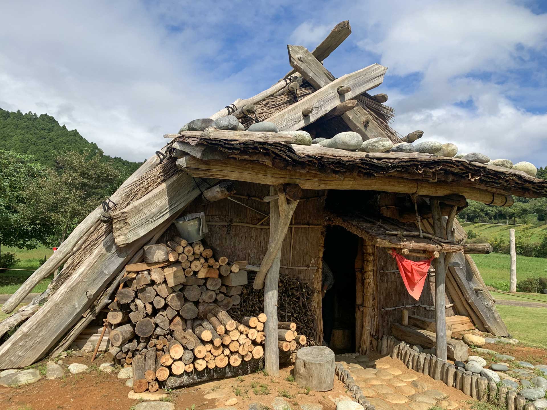 Mawaki Site - Japonsko - PlaceMania