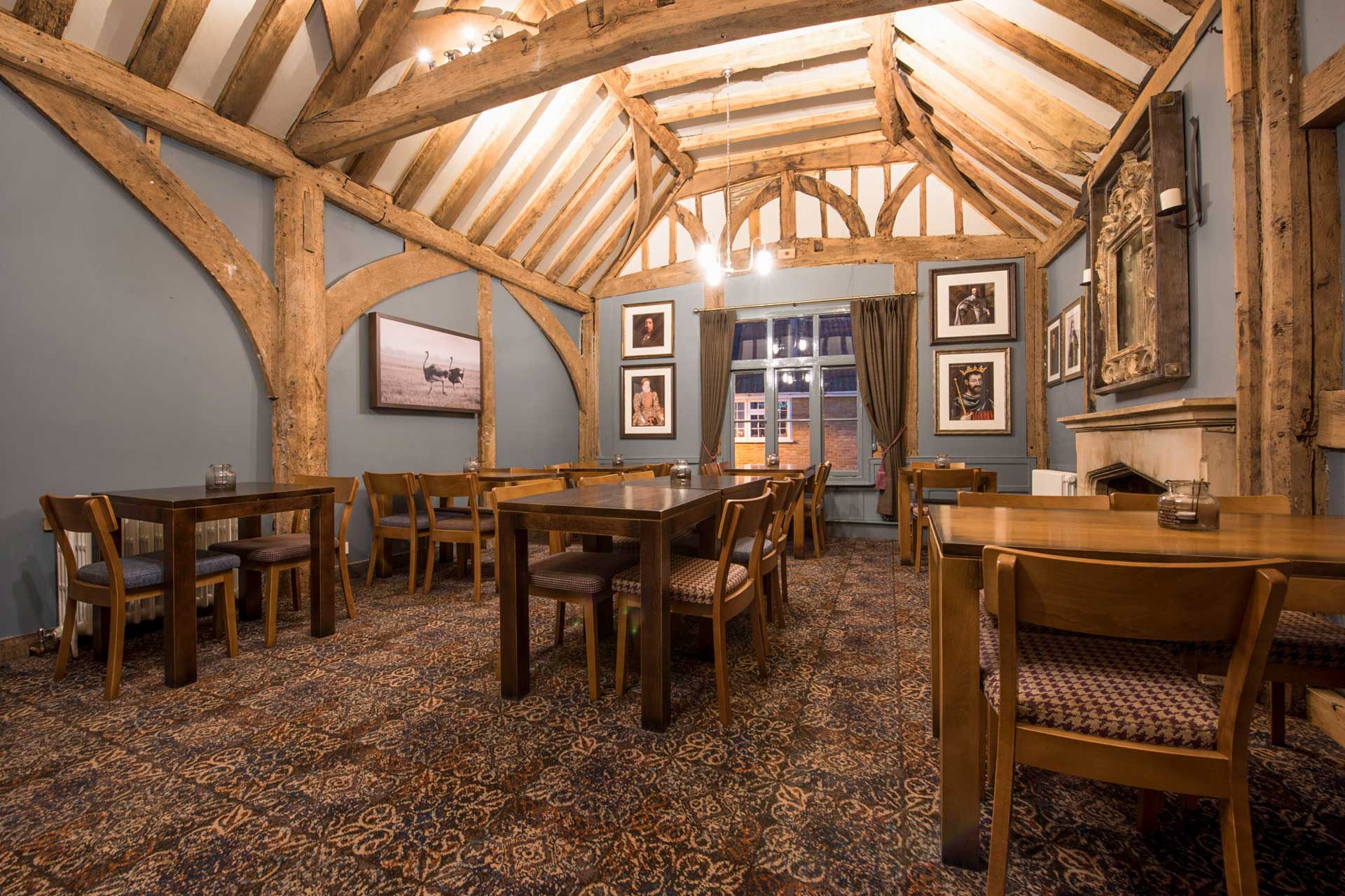 The Ostrich Inn - Anglicko - PlaceMania