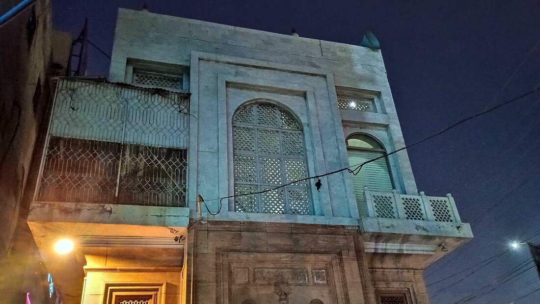 Shab Bhar Masjid - Pakistan - PlaceMania